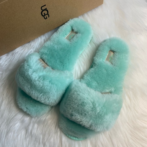 UGG | Shoes | Ugg Fluff Slide Ii Sheepskin Slipper Flip Flops Mint ...